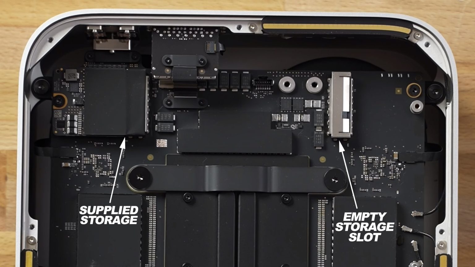 蘋果 Mac Studio 和 Studio Display 拆解影片欣賞